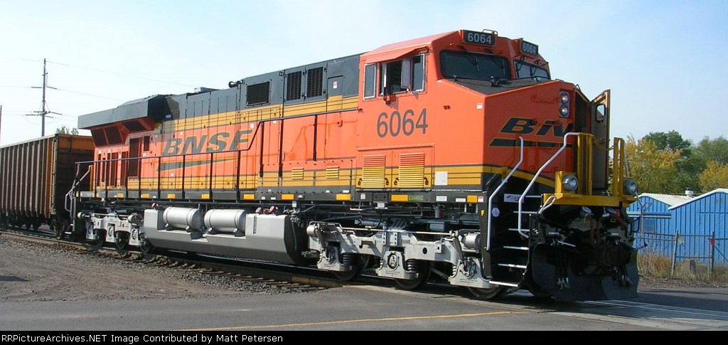 BNSF 6064